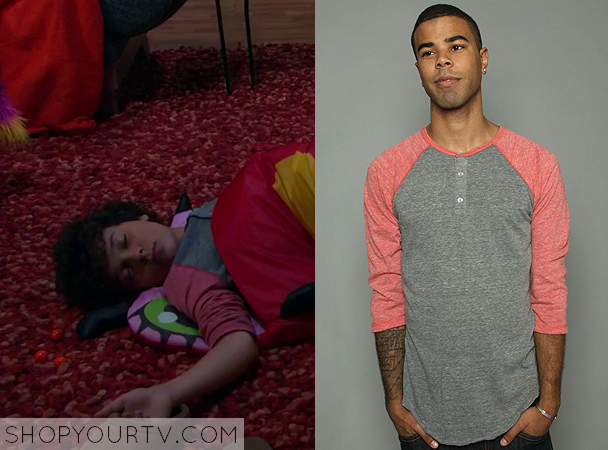 Sam & Cat: Season 1 Episode 24 Dice's Pink and Grey Raglan | Shop Your TV