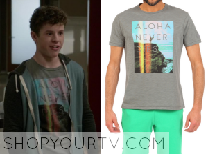 Luke Dunphy Clothes, Style, Outfits, Fashion, Looks | Shop Your TV