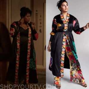 Insecure: Season 5 Episode 7 Kelli's Black & Pink Floral Robe | Shop ...