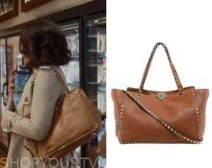 Firefly Lane: Season 2 Episode 1 Tully's Studded Tote | Shop Your TV