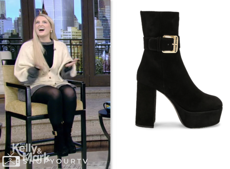 Live with Kelly and Mark: March 2024 Kelly Ripa's Black Suede Pumps ...