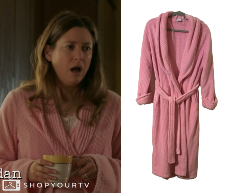 Mary Cooper Clothes, Style, Outfits, Fashion, Looks | Shop Your TV