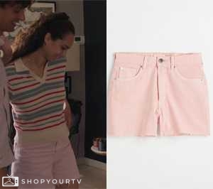 DEMAIN NOUS APPARTIENT : july 2024 Violette's pink denim shorts | Shop ...