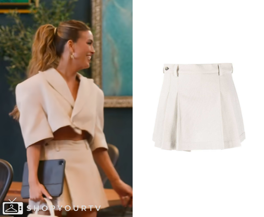Selling Sunset: Season 8 Episode 3 Chrishell’s Pleat-Detail Mini Skirt ...