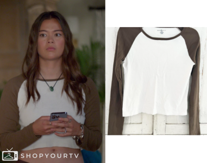 Alice (Shrinking) Clothes, Style, Outfits, Fashion, Looks | Shop Your TV