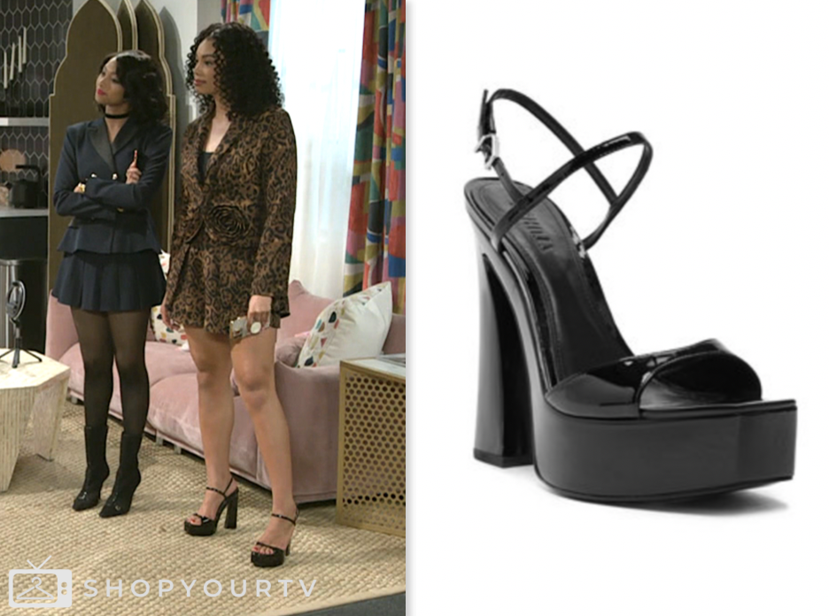 Beyond the Gates: April 2025 Chelsea Hamilton's Black Platform Sandals ...
