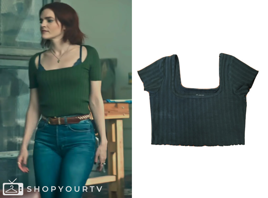 YOU: Season 5 Episode 6 Bronte's T-Shirt | Shop Your TV