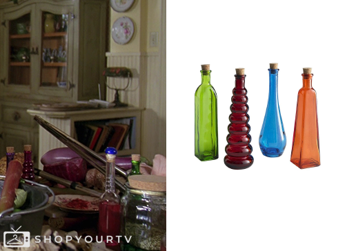 Charmed (1998): Season 4 Episode 8 Manor's Kitchen Bottles | Shop Your TV