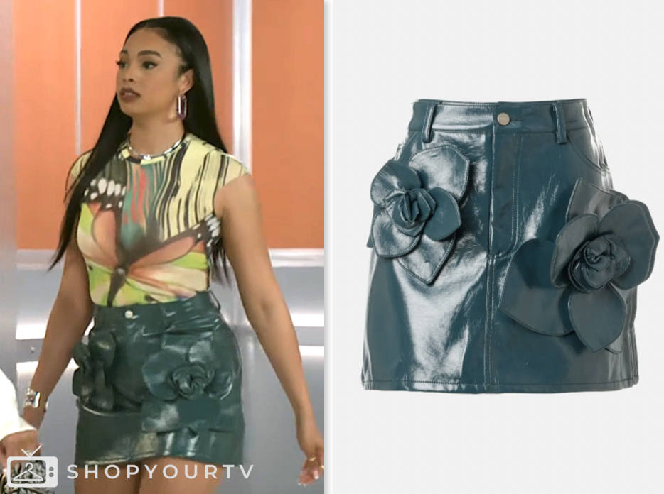 Beyond the Gates: June 2025 Chelsea Hamilton's Teal Leather 3D Floral ...