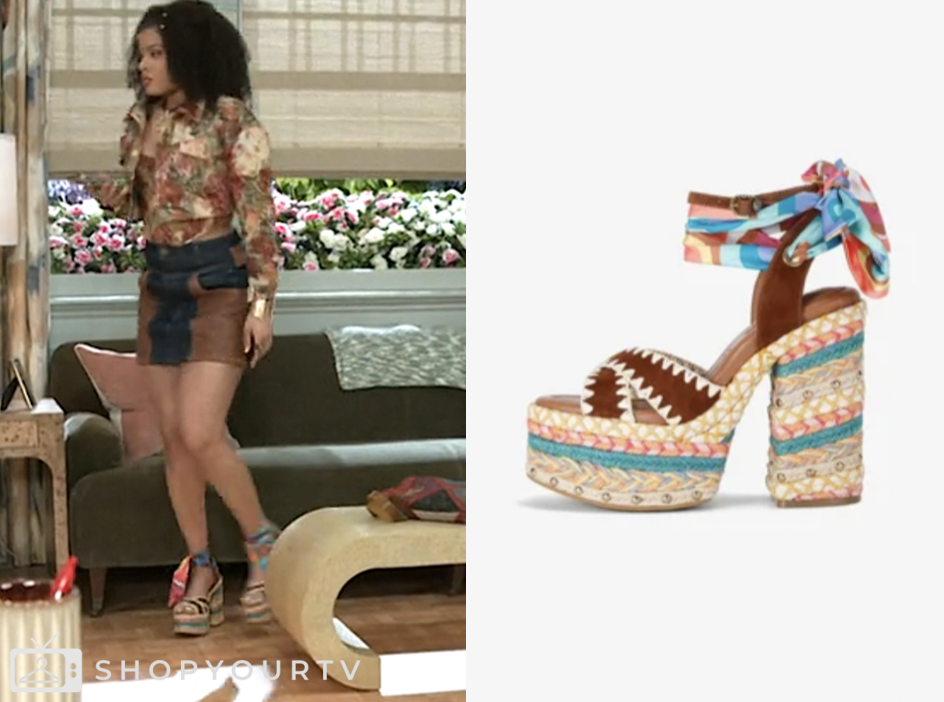 Beyond the Gates: June 2025 Eva Thomas's Platform Lace-Up Sandals Heels ...