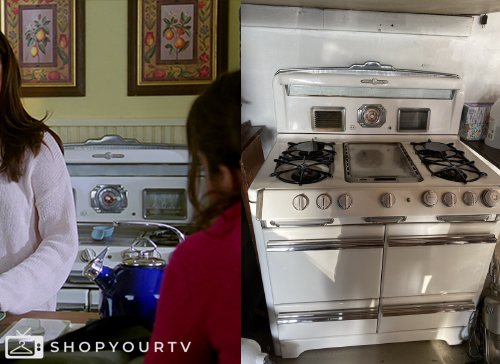 Charmed (1998): Season 2 Episode 18 Manor’s Kitchen Stove | Shop Your TV